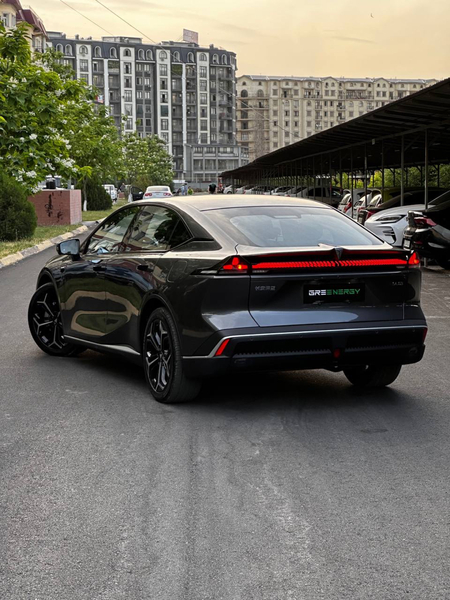 Changan DEEPAL SL03 Гибрид
