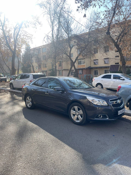 Pul kerak bo'lgani uchun sotiladi