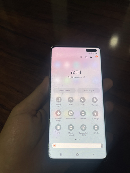 Samsung S10 5G.