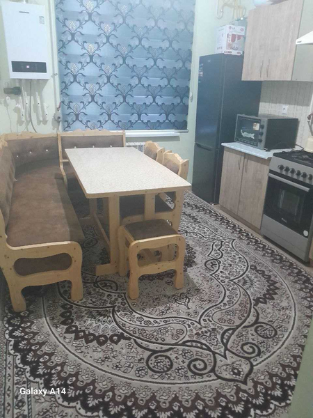 Корасув массивда 2хонали квартира сотилади барча кулайликларга ега