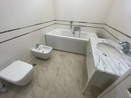 Продается Евро дом  Центр Луначарского