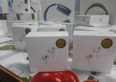 Airpods Pro ANC and Airpods 3 New