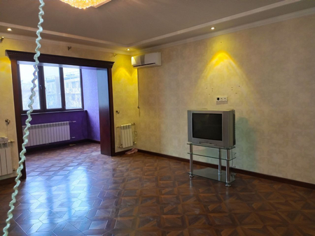 Продаётся 3/3/4 Тузель 1