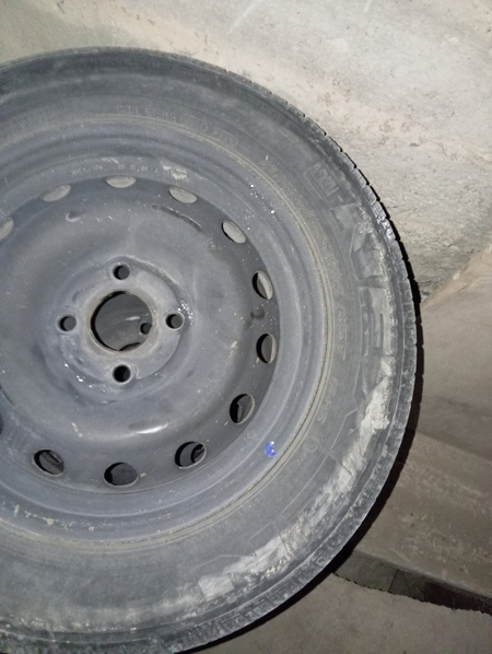 Qoqon diska,Nexen185/65/R14 balon sotiladi xolati alo