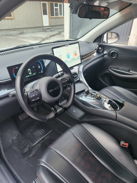 BYD E2 sotiladi.