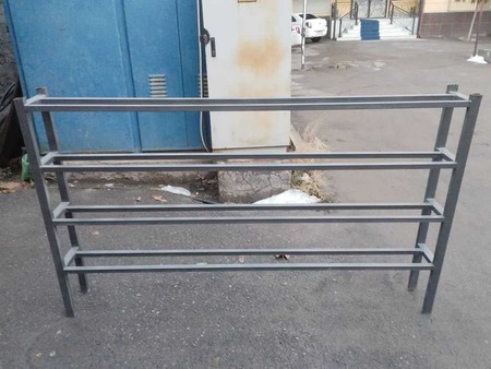 Прилавки, полки железные
