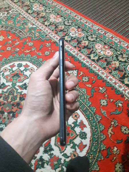 200.000uzs Sotiladi srochna: Samsung Galaxy J7 2017