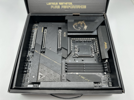 Одна из Топовых и Мощных Premium Материнских Плат/ MSI MEG Z790 ACE
