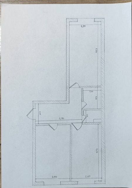 Srochna. Sergeli tuman Qumariq mahalla 2/3/3. 56 m².