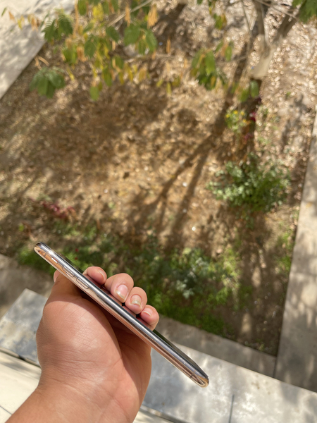 Iphone Xs max gold