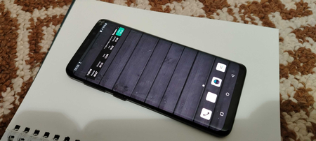 Samsung Galaxy S9 (есть трещины)