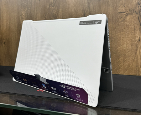 Asus zephyrus GA401 новый мощный игровой компактный