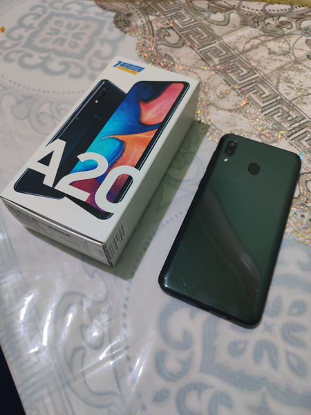 Samsung galaxy A20