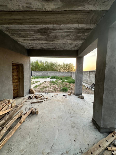 Паркент Продается дача в доль речки (каробка)