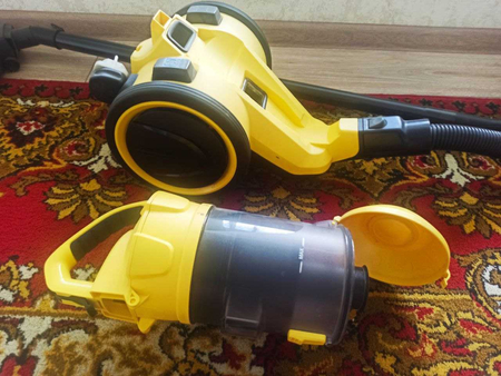 Пылесос Karcher VC 3 Plus