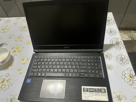Notebook acer holati yaxshi kam ishlatilgan realna oladigaanla tel qil