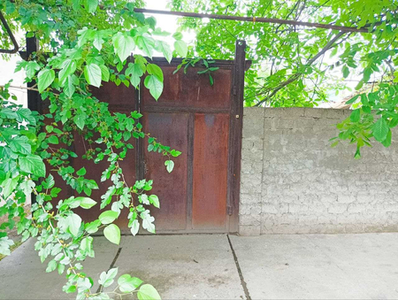 Продается участок 3,35 сотки в Мирзоулугбек  (м999)