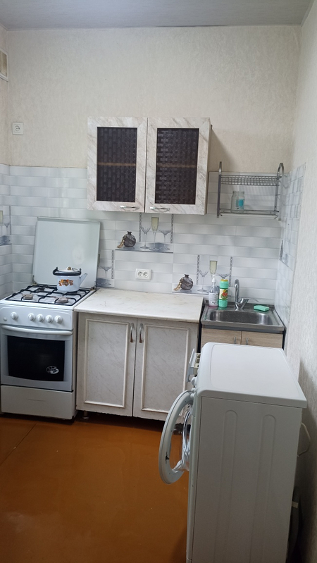 Сдам квартиру 1/4/4