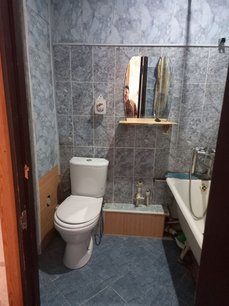 Срочно прадам квартиру массив Куйлюк-5  1/5/9.  35000$
