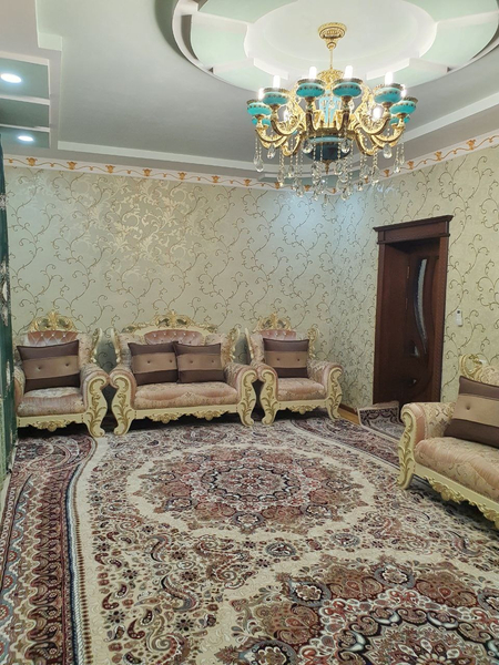 Урганч шахрида 2 каватли ховли жой