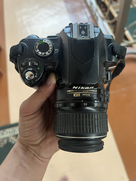 Фотоапарат NIKON D60 сотилади!