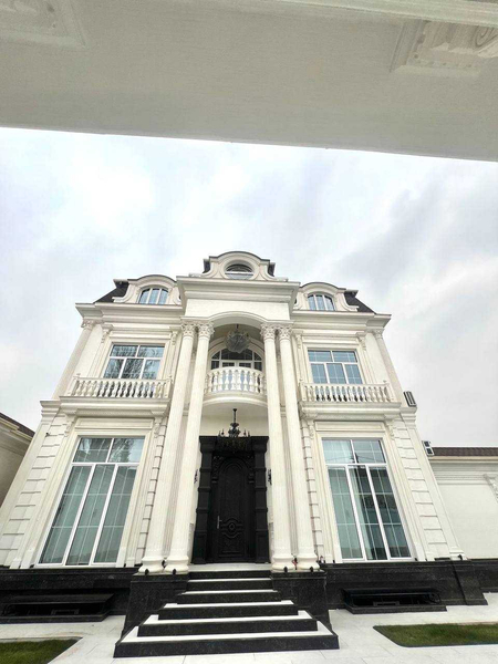 V1221 Продается Евро дом на Центр Луначарского 9соток 7комнат 2этажный