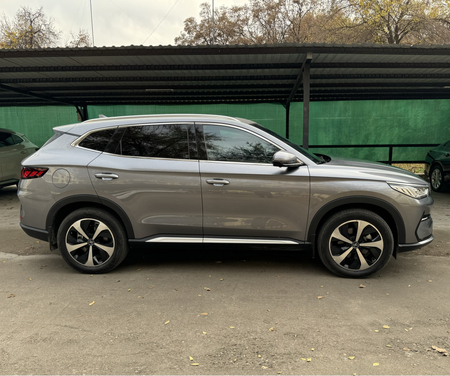 BYD Song Plus Flagship