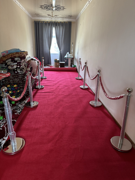 Decor saxna bezaklar,Shar xizmati,prizdenski yo’lak ochilish marosmlga