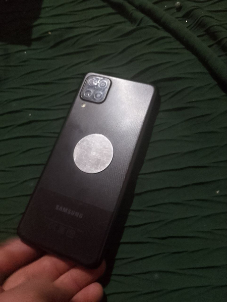 samsunga12 telfon olinganiga 7 oy boʻldi