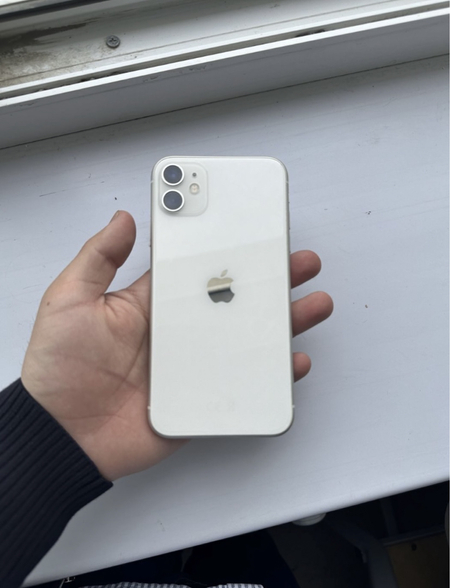 Iphone 11 White 128gb ideal