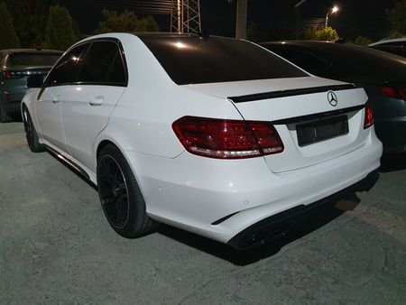 Mercedes W212. Yili 2015. Yurgani 160000. Narxi  30900
