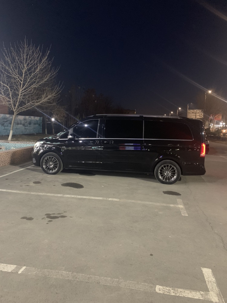 Поездки /Минивен .Vito,v-class  Пас перевозки. Транспортные услуга