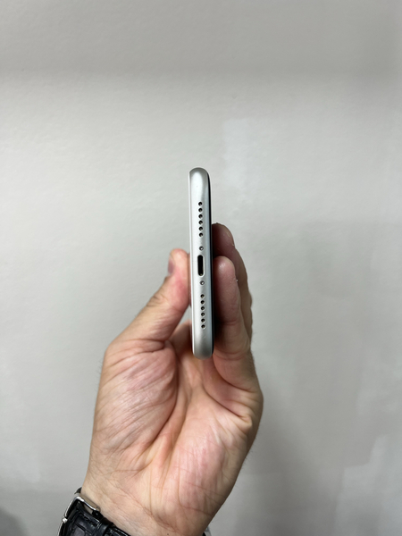 Srochna Iphone 11 128 gb radnoy idealni