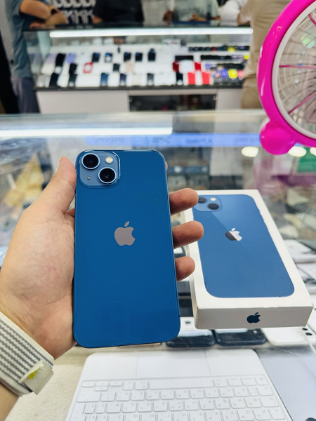 iPhone 13  128 gb ideal 93%