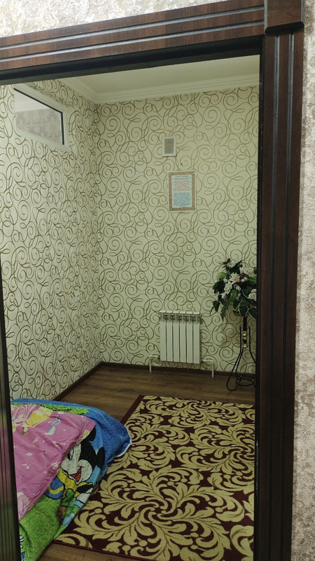 Kvartira sotiladi Navoiy 71A domda