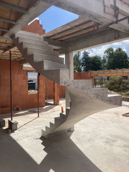 Betondan zinalar yasaymiz.
