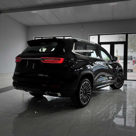 Саёҳатлар учун кенг va qulay бўлган — JETOUR X90 PLUS.