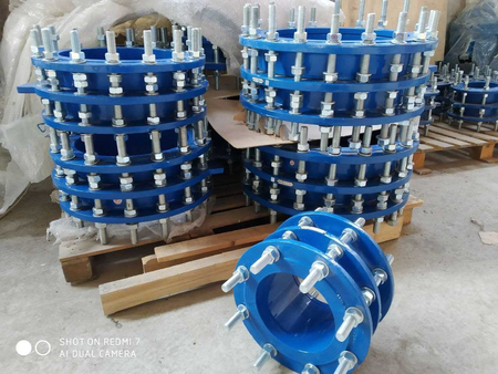 Демонтажная Вставка есть любые диаметры от Ду 50 до Ду 2200 новые !!!