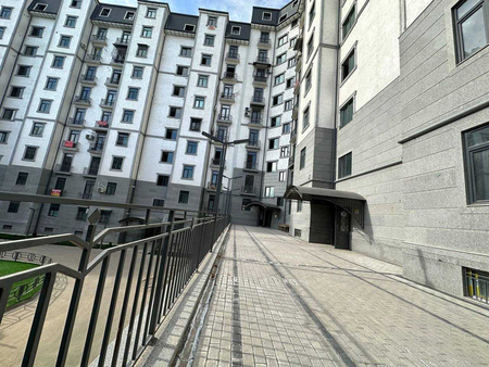 4 комнатная с кадастром 130м2 в Comfort House сзади Mega Planet