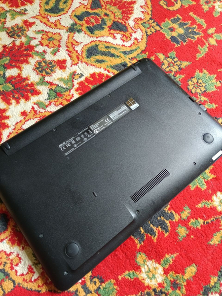 Asus core i3 6006U 4/256gb