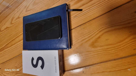Samsung S21 FE яхши холатда