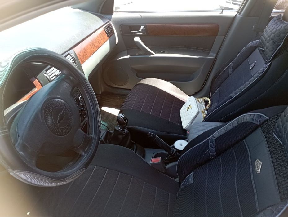 Chevrolet Lacetti Sotiladi