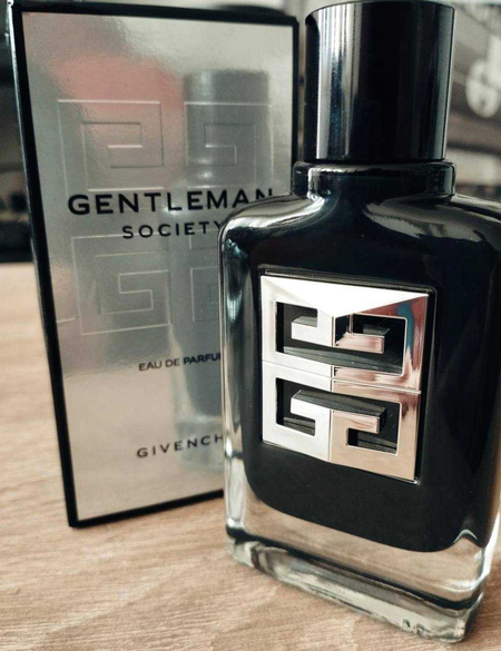 Оптом GIVENCHY GENTLEMAN SOCIETY EDP 100ml ( For Men ) (Запечатанные)