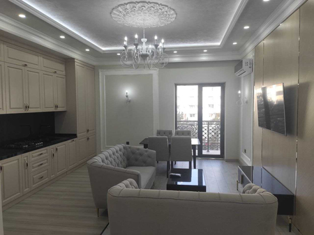 New building new euro 3room 2bed 2bathroom C-6 metro minor.Alay market