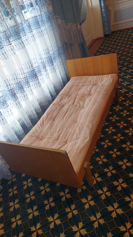Bolalar divanchasi Rossiya.