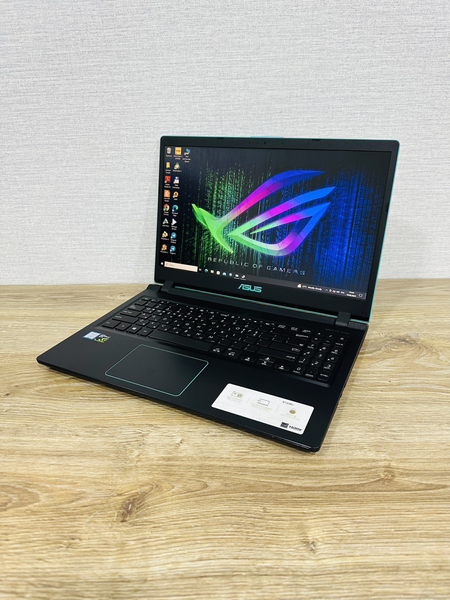 ASUS Core i7-8 Ядерный+GTX1050+16 ГБ озу+256SSD+500HDD Игровой ноутбук