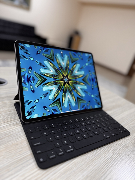 Apple iPad Pro 12.9 inch M2 wi-fi Серый 256 ГБ +apple pen 2 + klaviatu