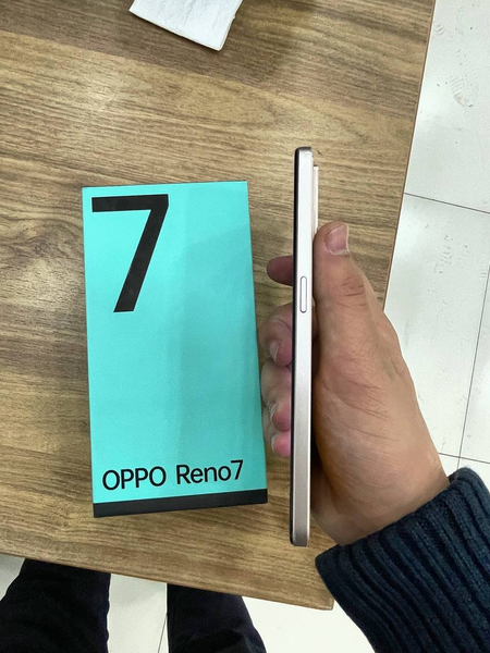 Oppo Reno 7 Flagman