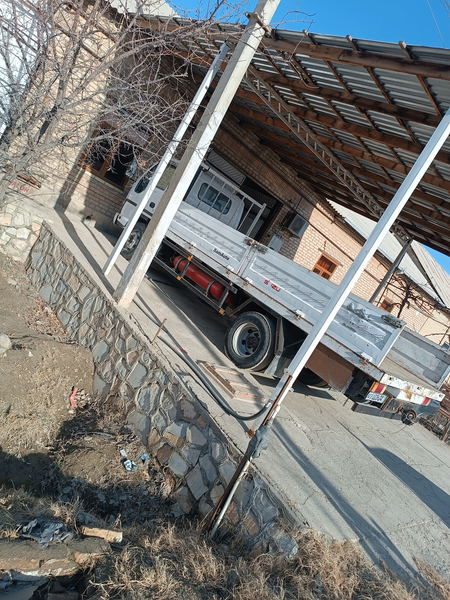 Isuzu samasval sotiladi zavod sengi yigʻilmagan radnoy yili 2015