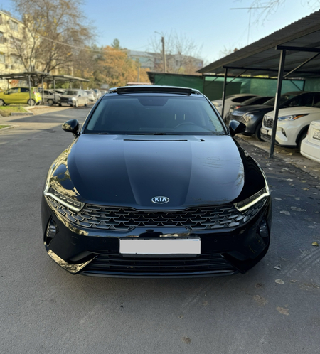 Kia K5 Luxe+ 2021 Черная с панорамой